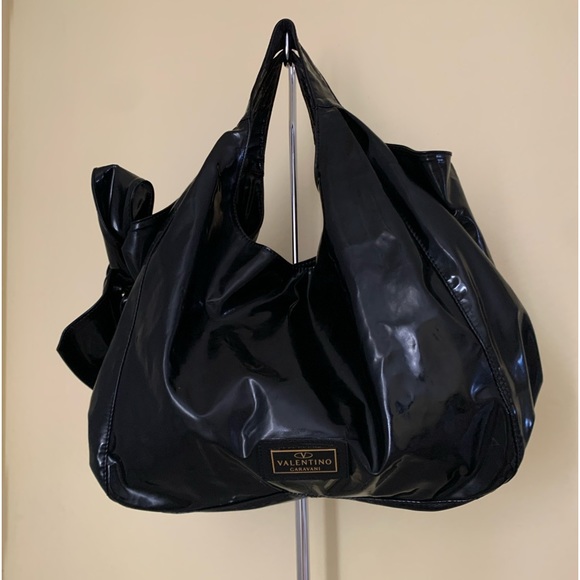 Valentino Garavani | Bags | Valentino Garavani Black Patent Leather ...